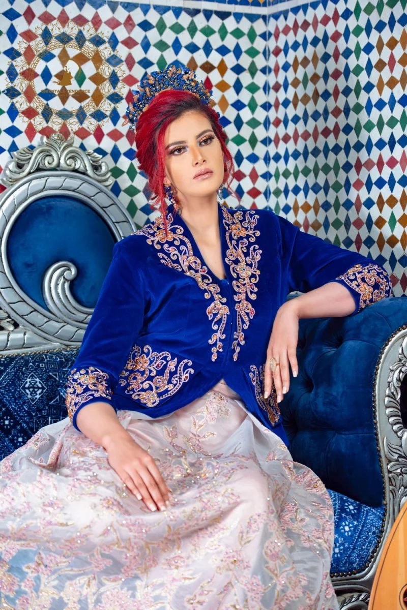 Karakou distinguished and chic