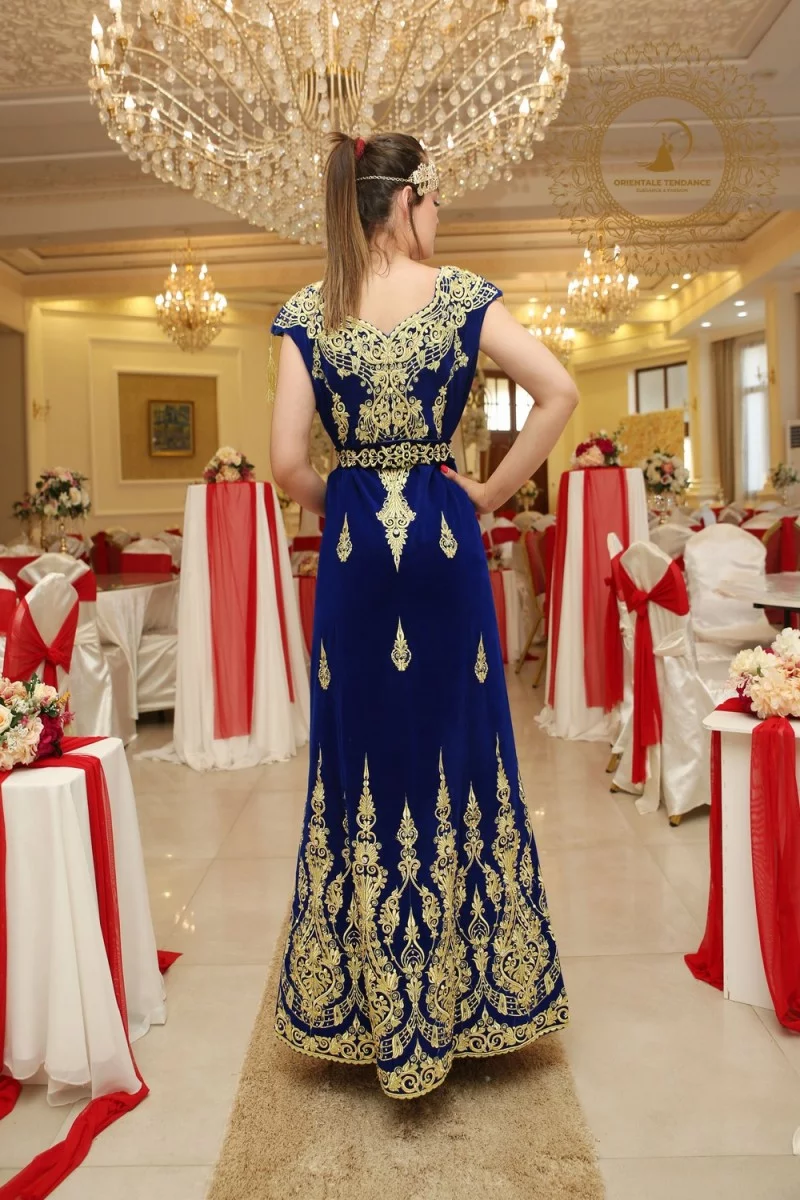 Traditional Algerian wedding dress